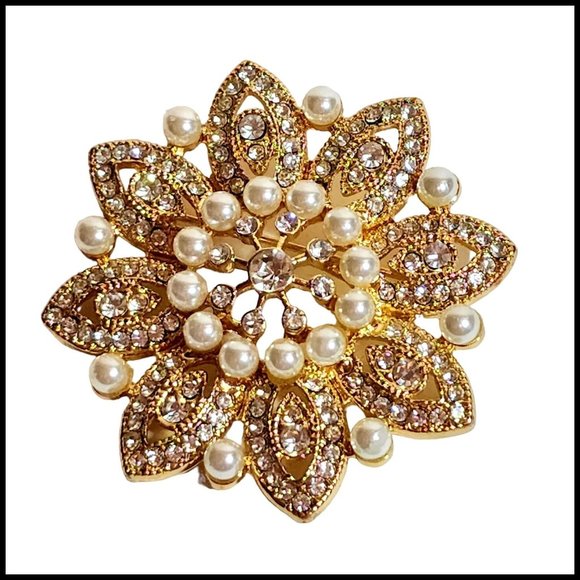 Monet | Jewelry | Vintage Monet Brooch Faux Pearls Rhinestones Round ...